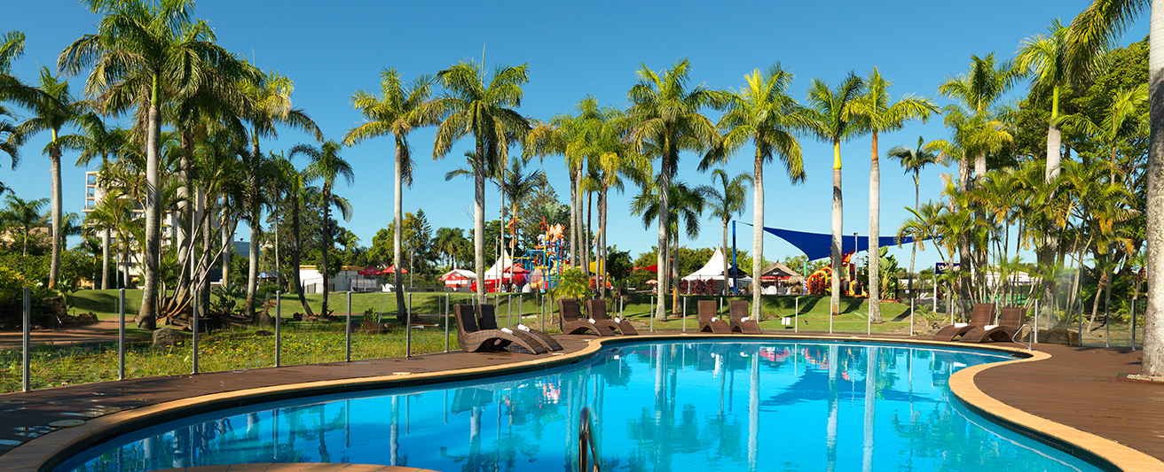 Oaks Oasis Resort | Official Website | Caloundra Resort