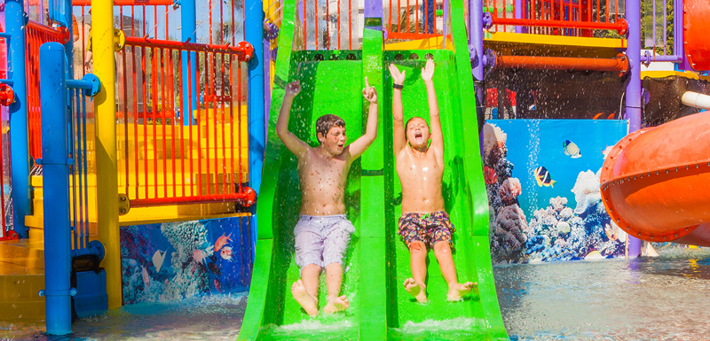 Waterpark Sunshine Coast | Oaks Sunshine Coast Oasis Resort Waterpark ...